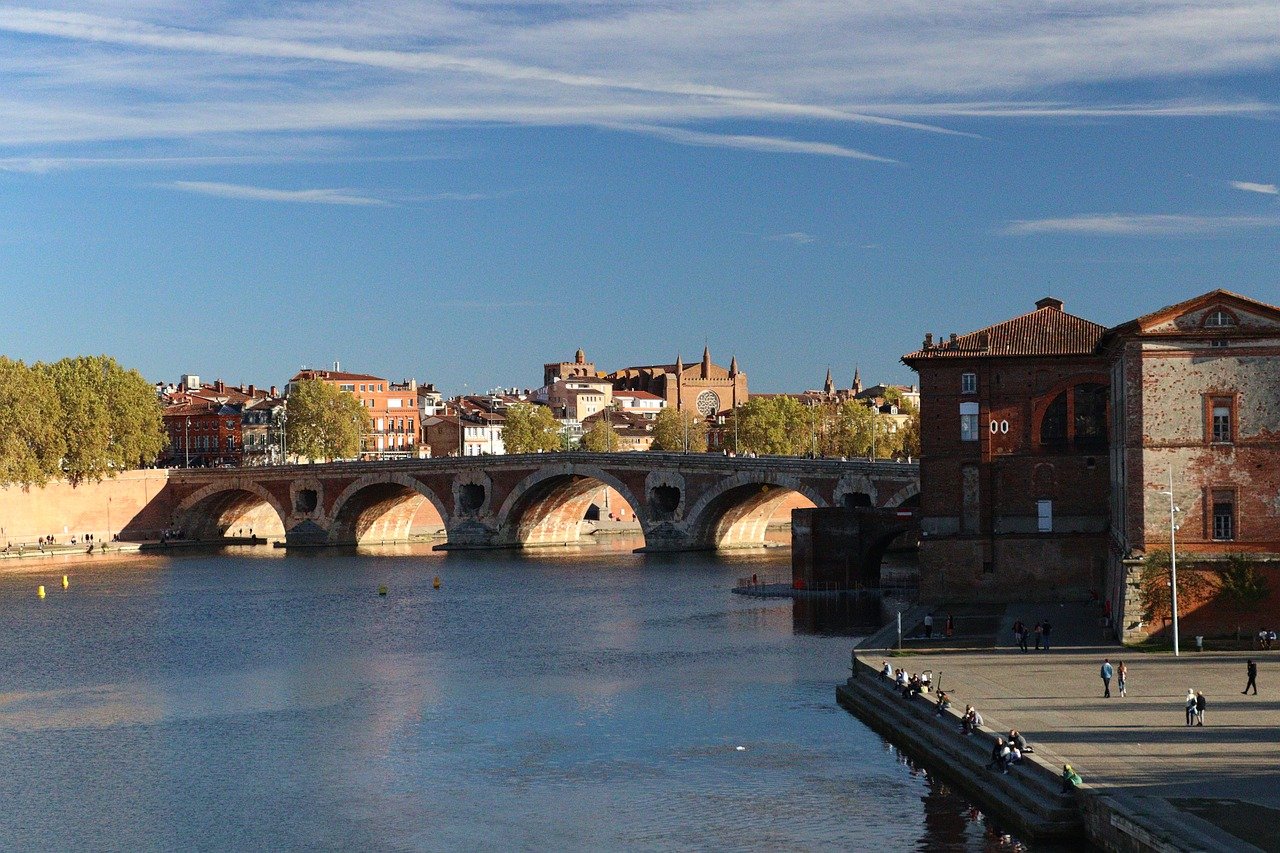 Zoom sur : le Pont Neuf de Toulouse - Toulouse Welcome